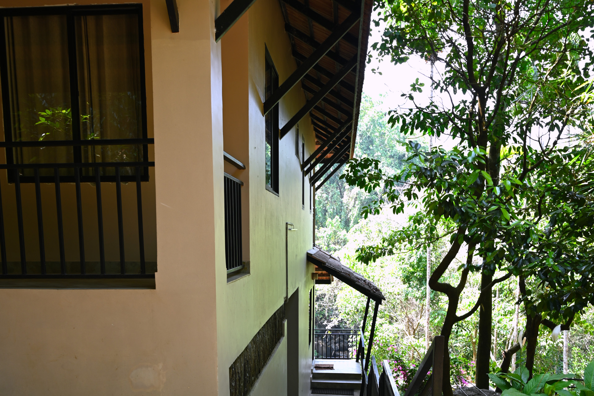 Satkon Holidays | Best Holiday Packages & Travel Services